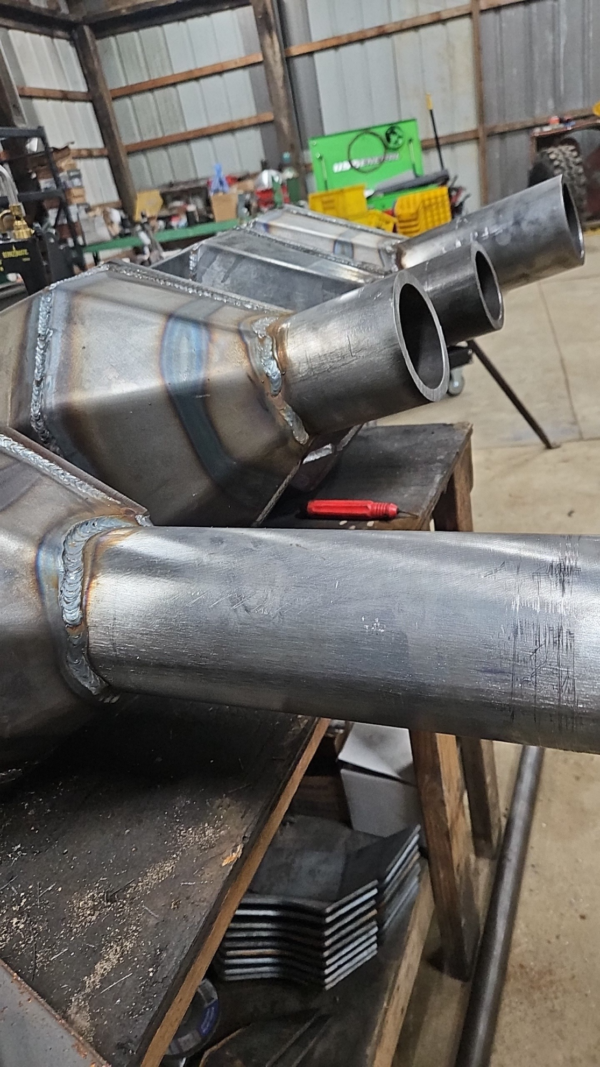 Fabricated 9/10in Builder Housing with Bare Tubes - Great Lake Off Road LLC